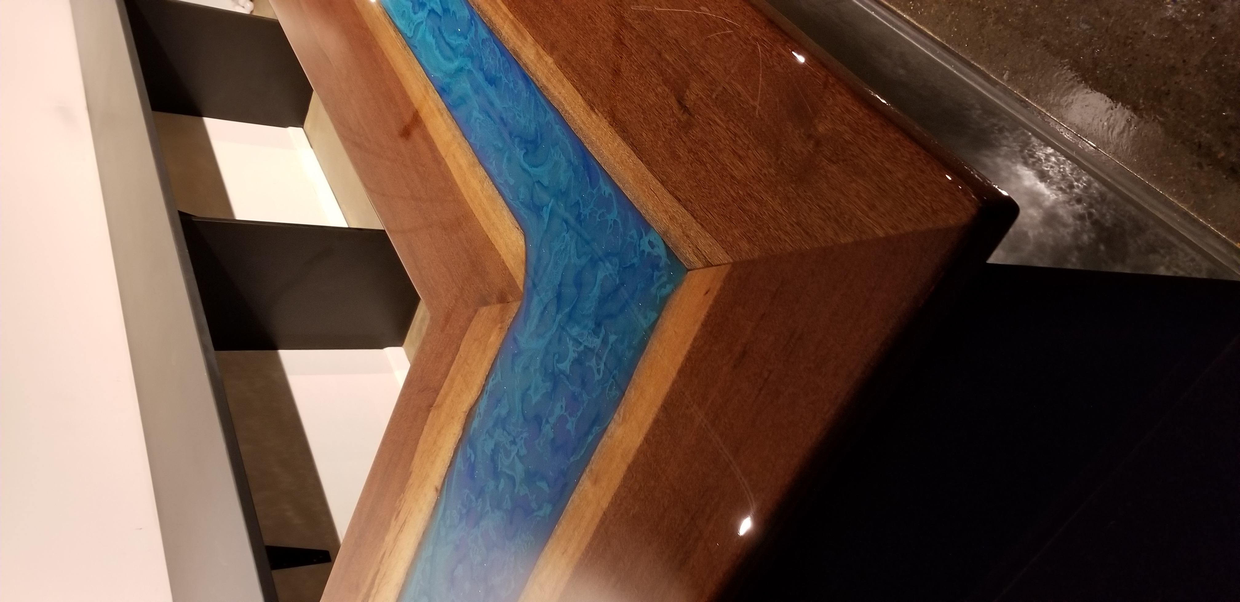 Epoxy Photos, Videos and Tutorials - WiseBond Epoxy In Action &ndash